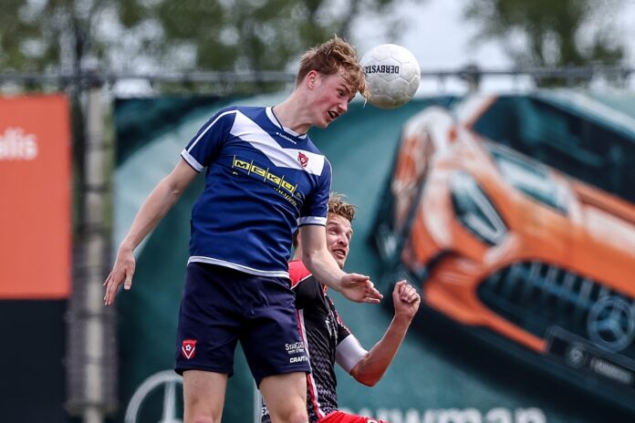 Milan de Koe (Harkemase Boys) tekent contract bij SC Cambuur ...